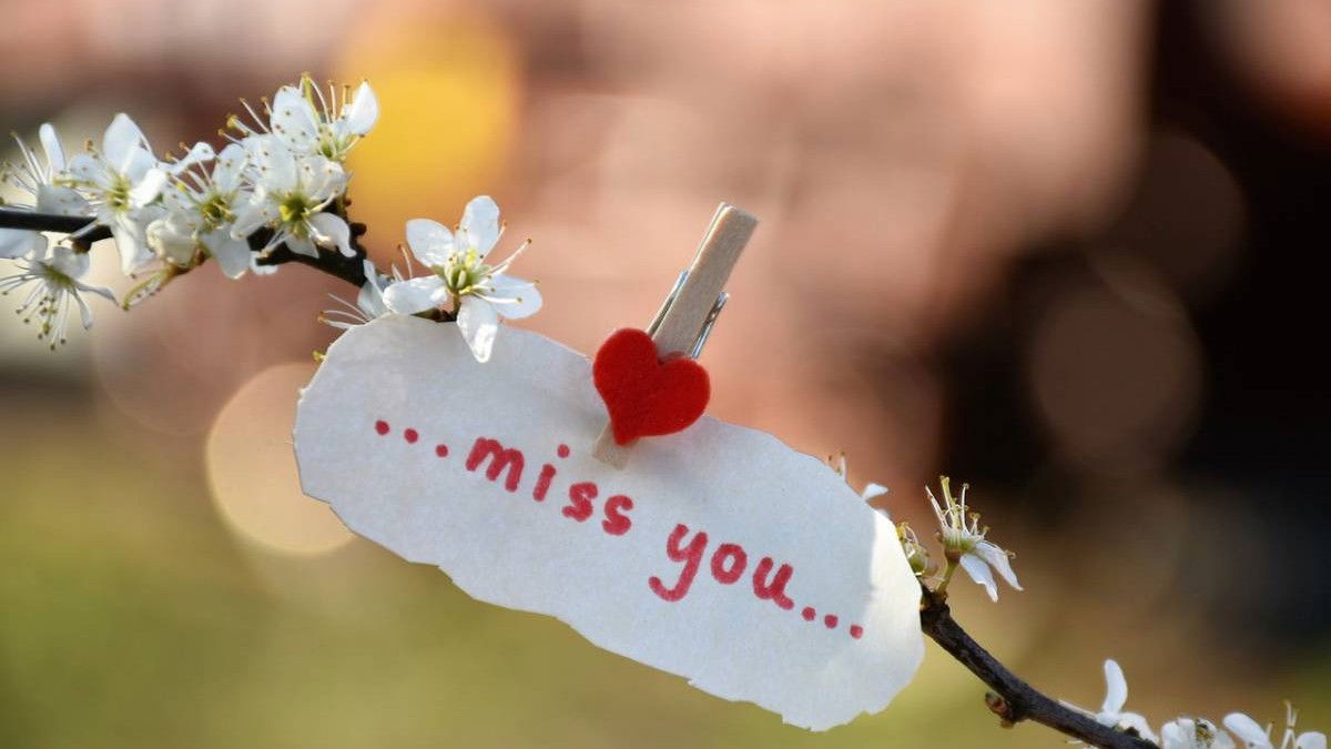 Messages de condoléances : 25 exemples pour le décès d'un proche